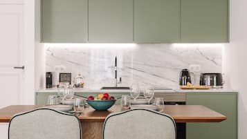 Apartamento Clássico, varanda | Sala de jantar