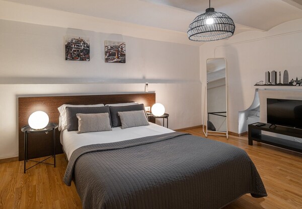 Stay U-nique Apartments Tordera - Estación de Paseo de Gracia - Barcelona