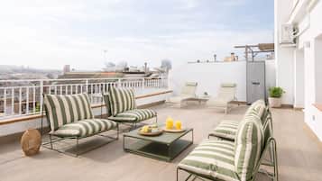 Apartamento (3 Bedrooms) | Terraço/pátio interior