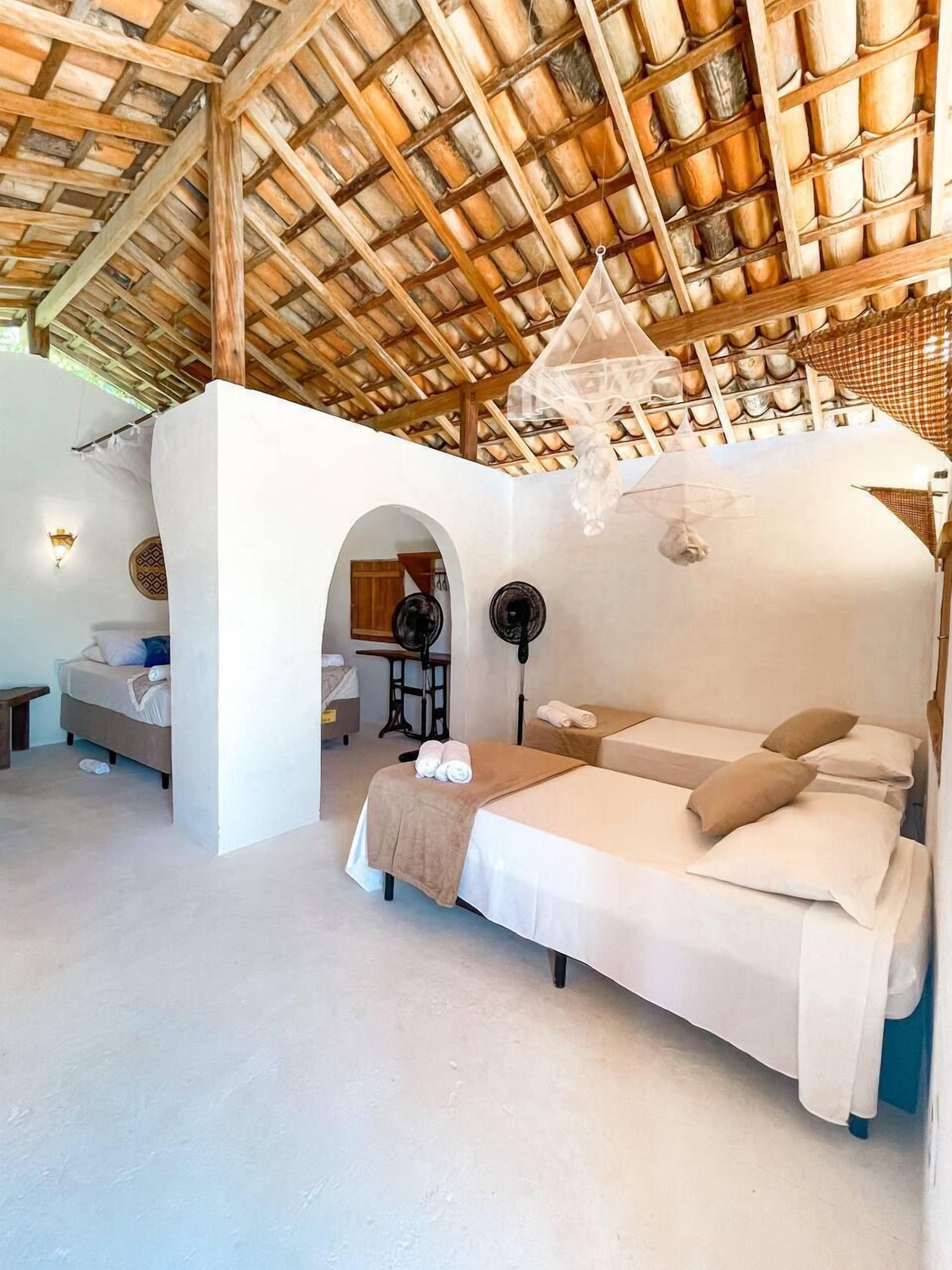 Casa Familiar, lanai (alpendre havaiano), vista para o mar | Secretária adequada para computadores portáteis, Wi-fi grátis 