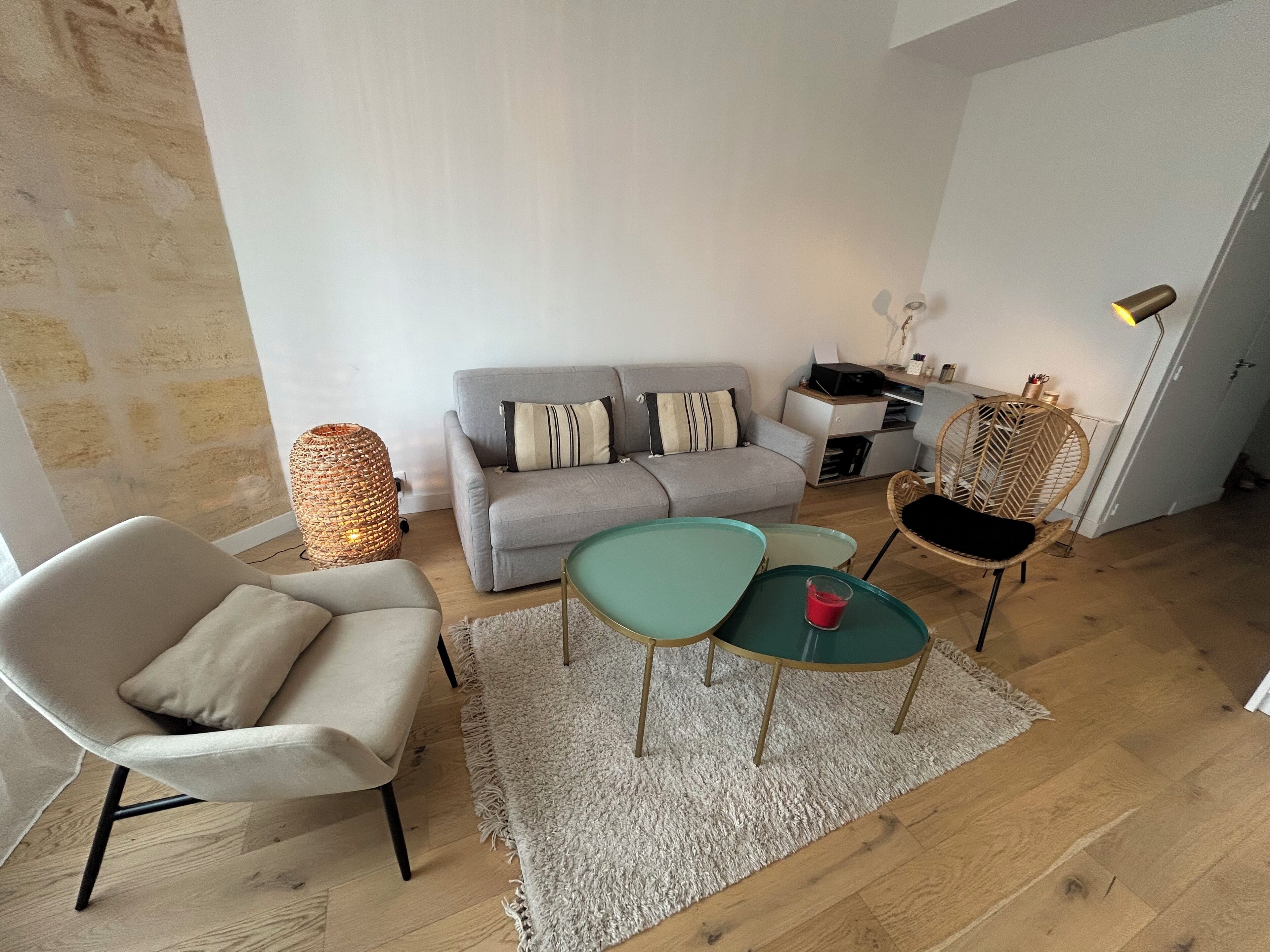 Appartement Moderne Au Charme Bordelais En Centre Ville - Gare de Bordeaux Saint-Jean