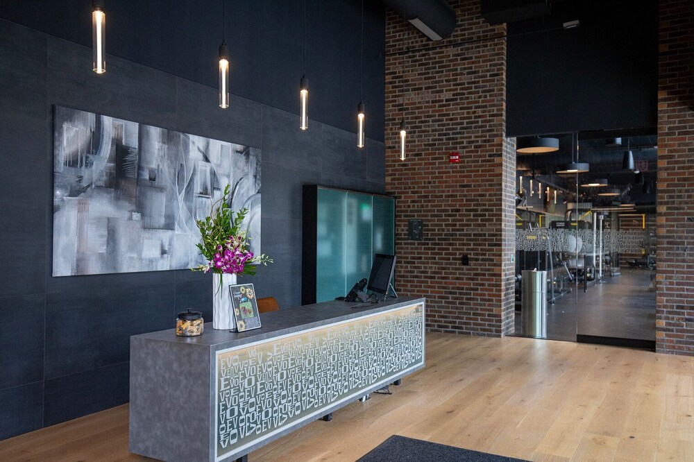 Blueground | West Loop, rooftop, nr Union Park - Chicago | Stayz