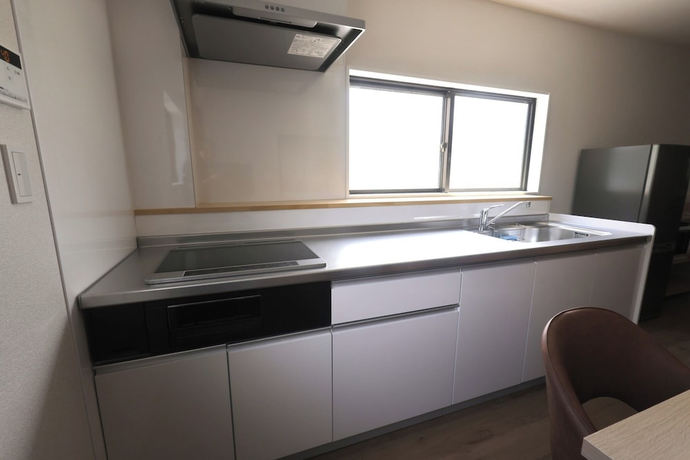 Infusing Japanese art into the accommodation Spectacular rooftop views ...