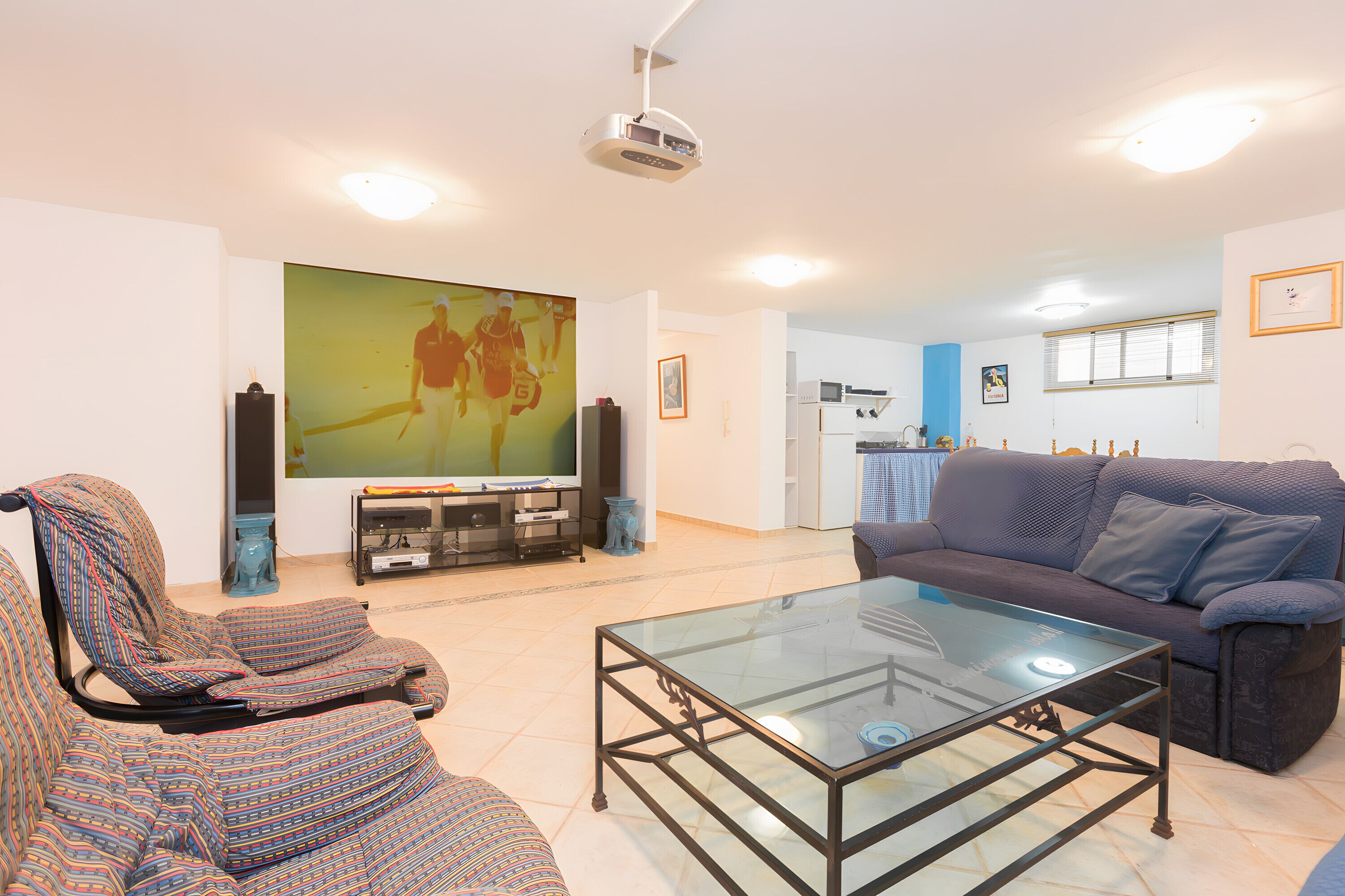 Apartment 'Ideal Vacations Sun, Beach' With Private Pool, Private Terrace And Wi-fi - Marbella