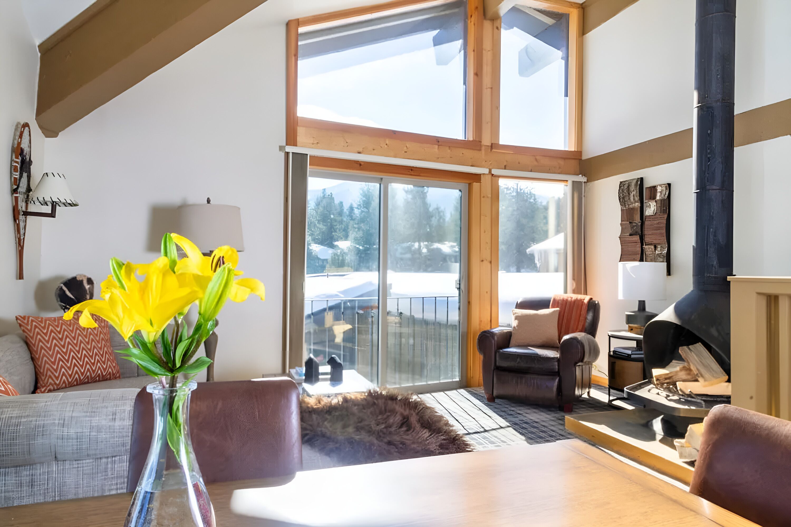 Pet-friendly Alpine Stay Near Scenic Trails & Mammoth Mountain Skiing - Mammoth Lakes, CA