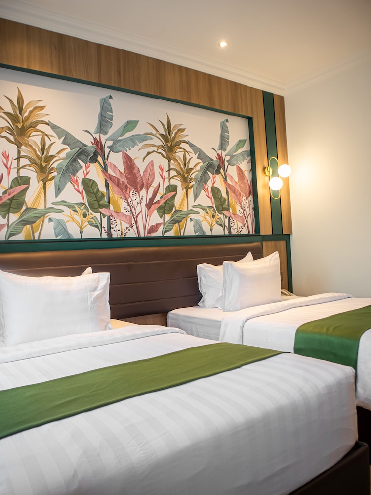 Bona Ventura Hotel & Skybar - Bintan Island