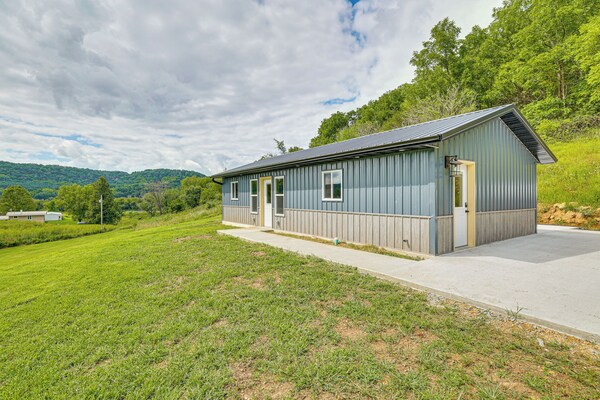 Hike, Fish & Relax: Kickapoo River Cabin! - Wisconsin