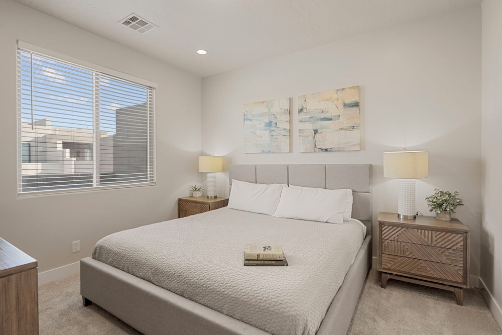 Relax In Style: Arcade Table + BBQ Grill - Washington | Vrbo