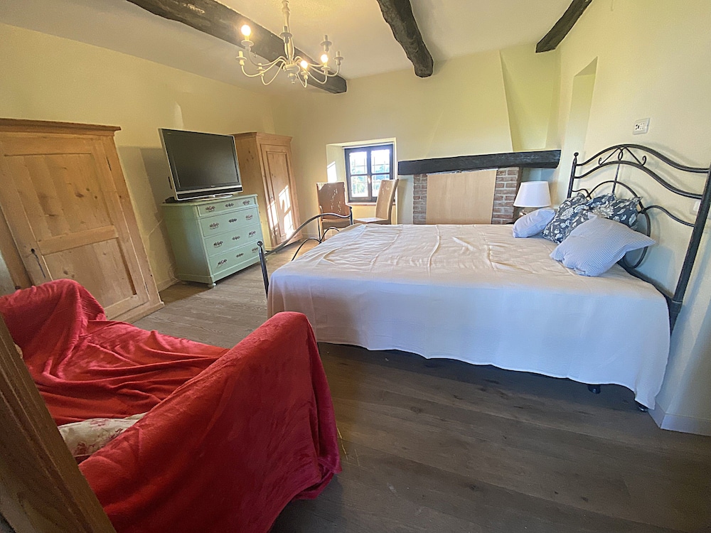 Wonderful property in a fantastic location with a great pool - Il Roseto I and II - Somano | Vrbo