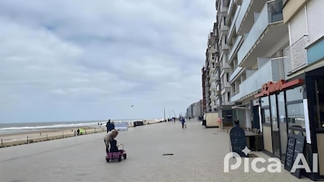 Quarto, 1 quarto, vista para a cidade | Praia