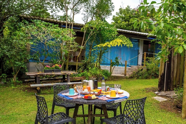 Pequeno-almoço tipo buffet diário incluído