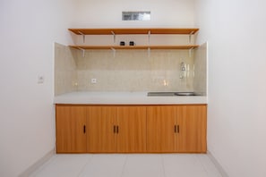 Quarto luxo | Wi-Fi de cortesia, roupa de cama