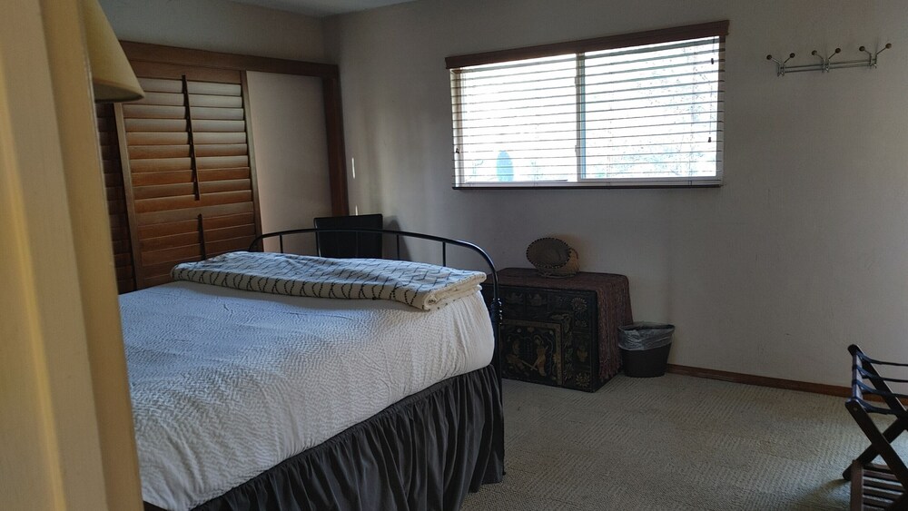 Delightful 3-bedroom house with AC inside sequoia national park - Three ...
