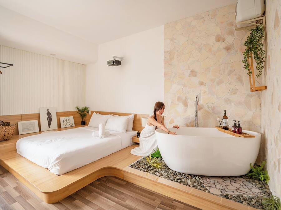 Suíte estúdio premier, vista para a cidade | Roupas de cama premium, edredons de pluma, camas Select Comfort