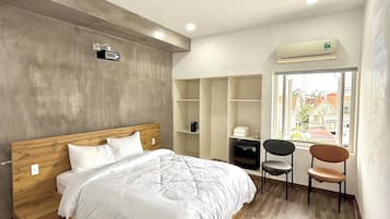 Suíte estúdio luxo | Roupas de cama premium, camas Select Comfort, frigobar