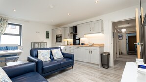 Apartamento, 3 quartos | Cozinha privada