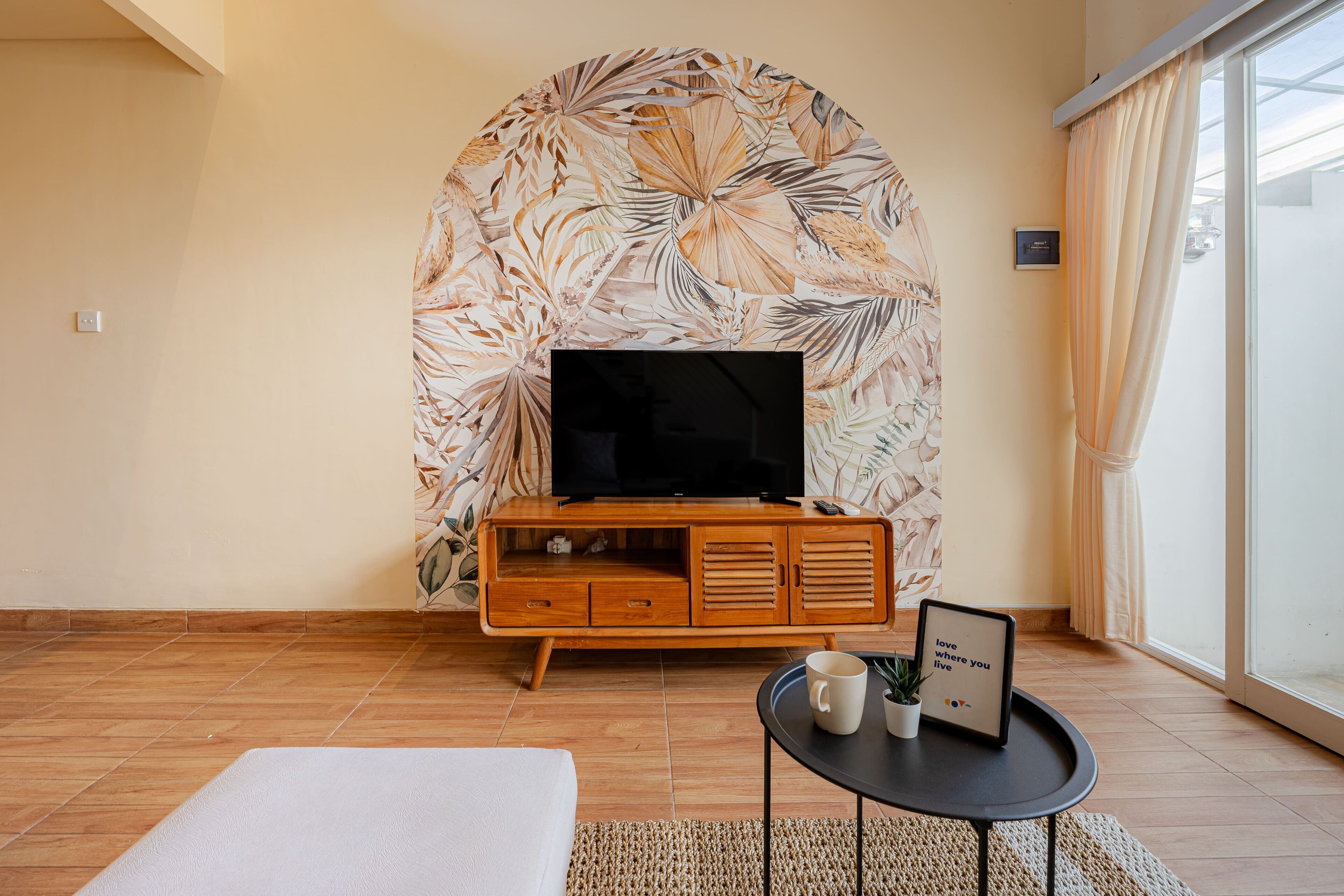 Suite, mezanino | Televisão