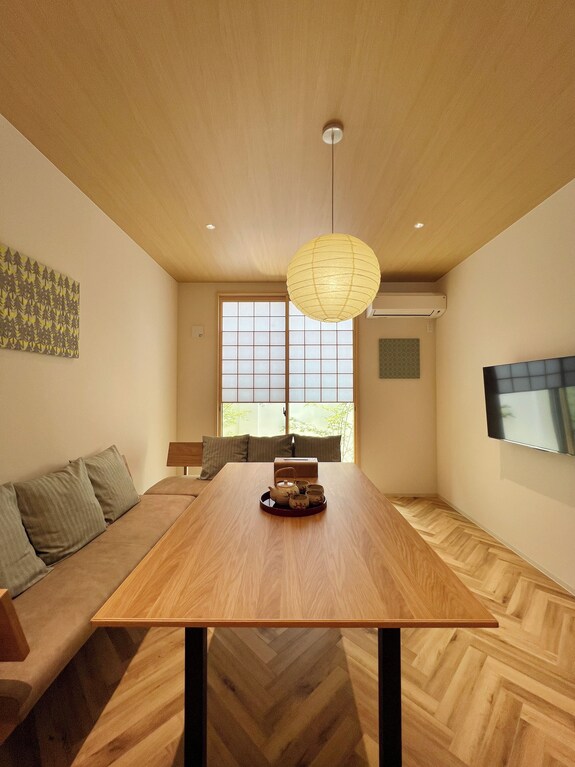 Kawakawa 2-minute Walk From Kiyomizu Gojo Station, Kyoto, Near Kiyomizu Temple And Kamo River, Accommodates Up To 6 People, Luggage Storage Available, Modern Japanese-style Villa, Close To Famous Sightseeing Spots, Travel With Family And Friends - Kyoto