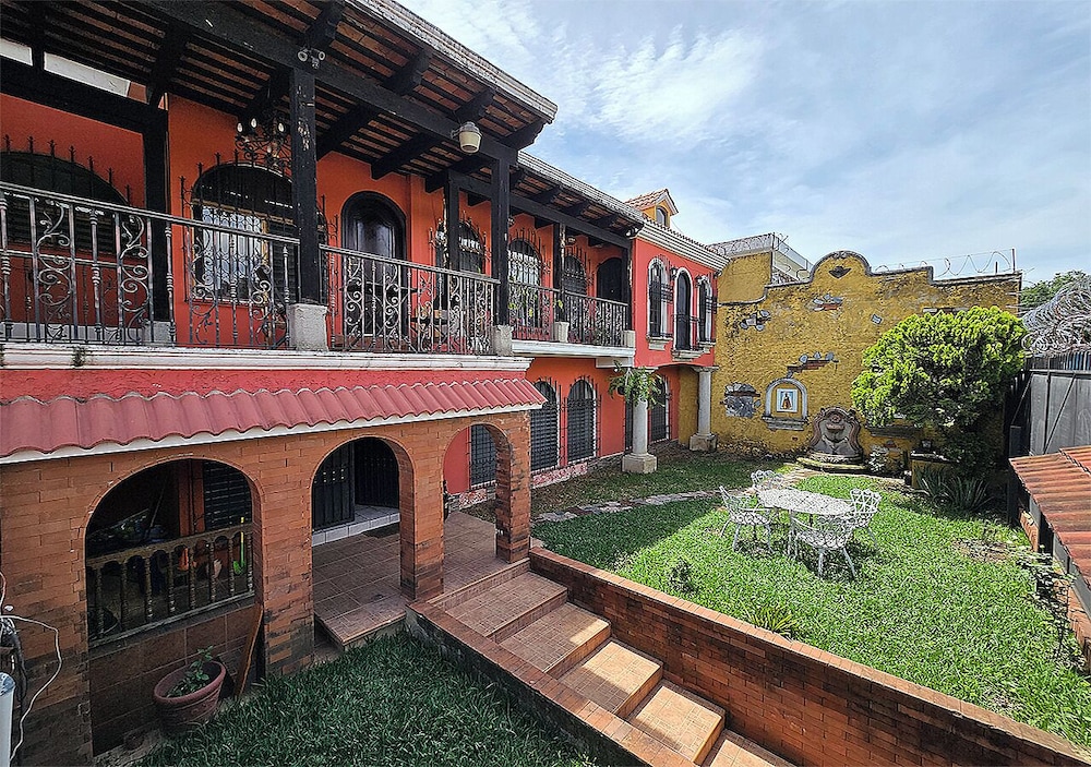 A 3 Minutos Del Aeropuerto - Guatemala City