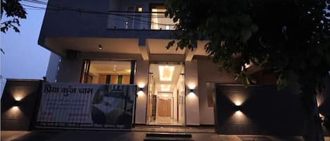 Fachada do alojamento