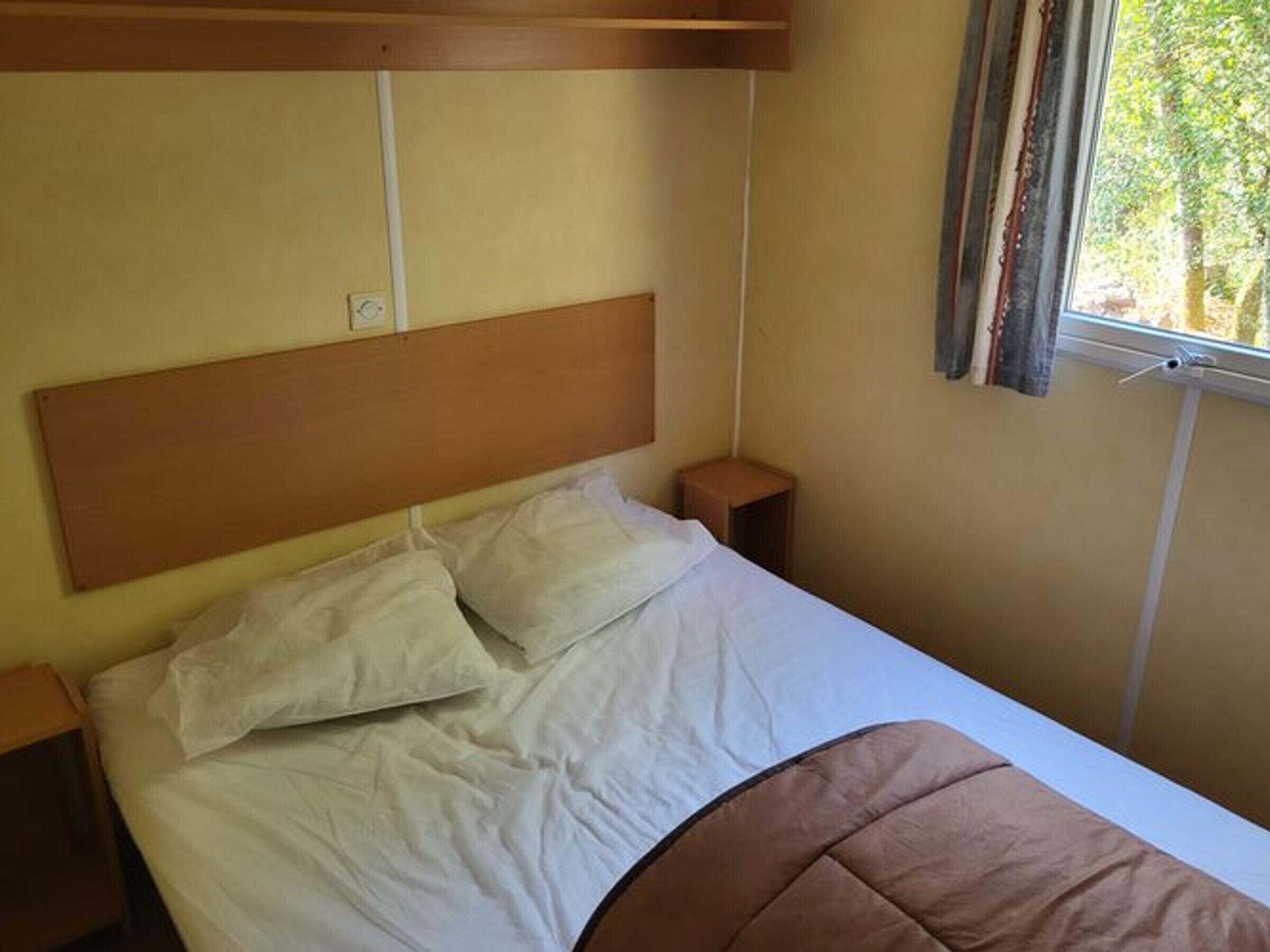 Cozy Mobile Home With Terrace For 4 People - Biron