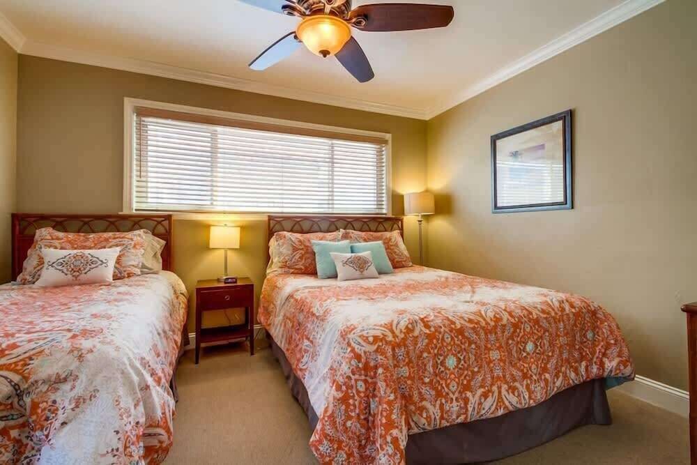 Bayside Gem - Beachfront - Vibrant - Ocean Breeze - San Diego | Vrbo