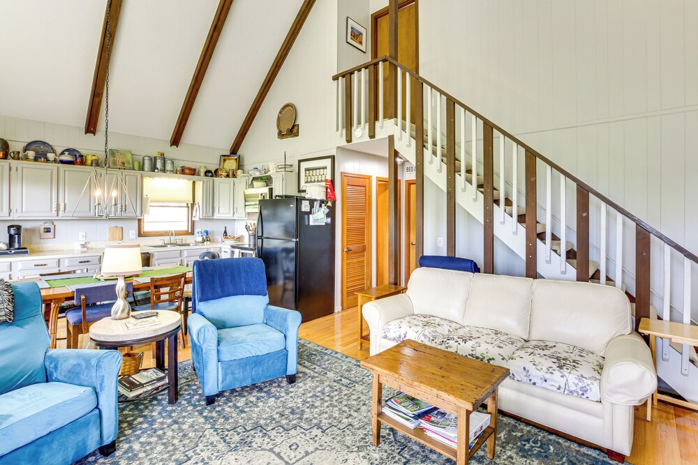 Deck, Fire Pit, Games: Family Escape Near Boone - Boone, NC