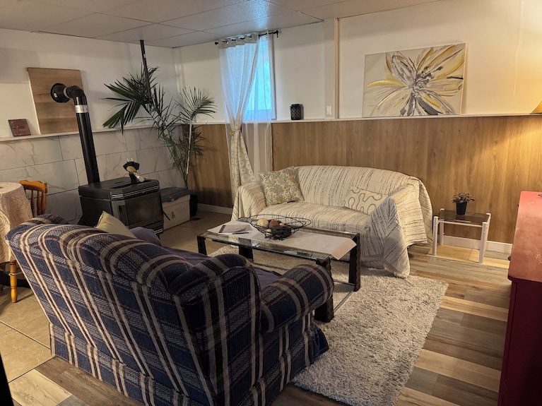 Country Space In City Limits - New Brunswick