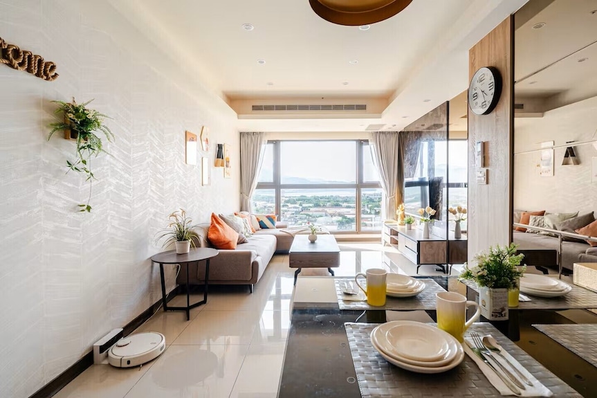 Family-friendly, River View, Steps To Mrt, Pool, Gym - Taipei