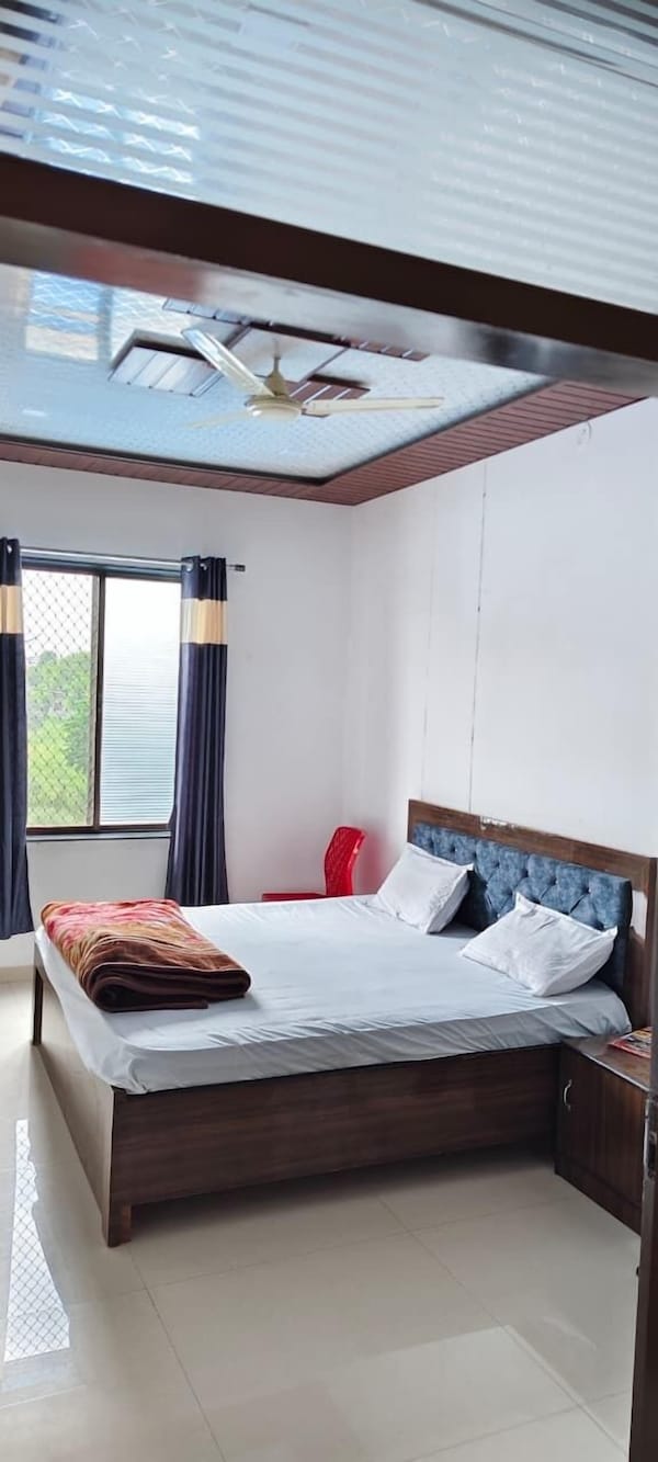 Kanak Hotel & Restaurant - Chamoli