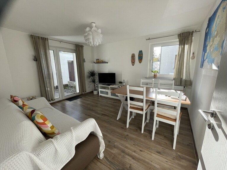 Erlach Oasis: Holidays Near Nature - Terrace, Forest Walks & Yoga - Stuttgart Airport (STR)