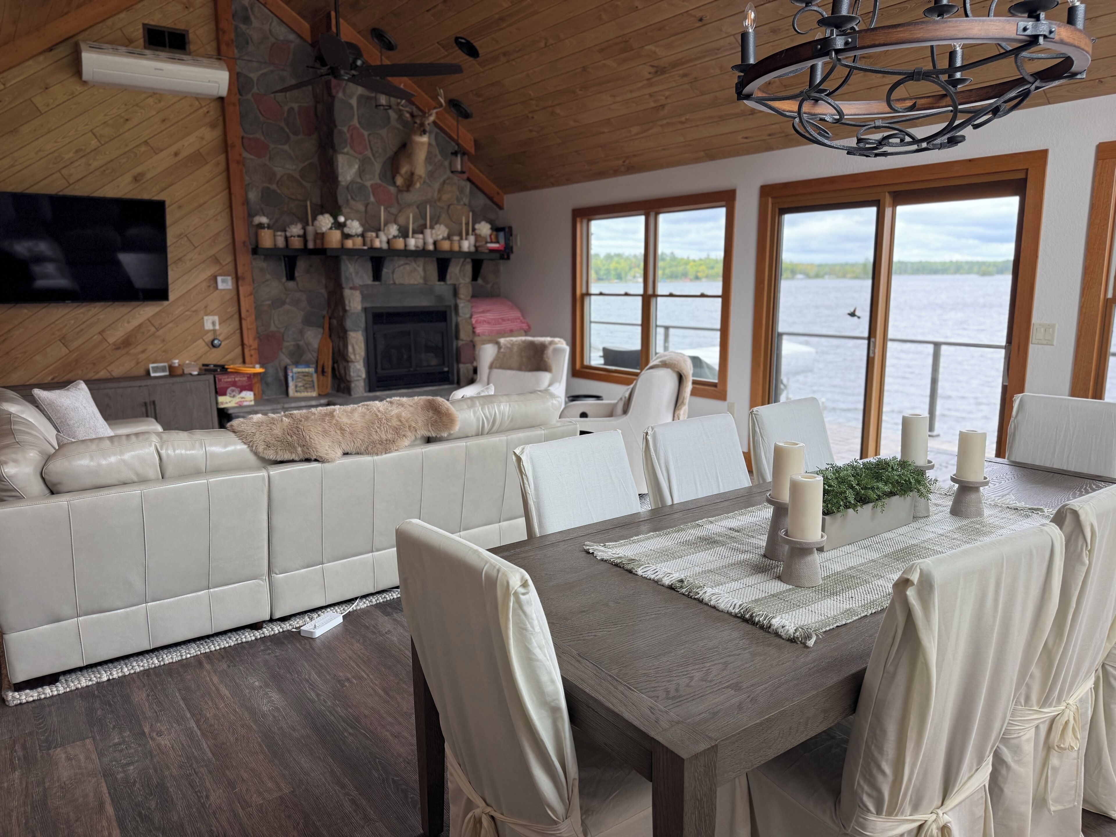 Wow! Waterfront Shoreline Home On Lake Vermilion Near Giants Ridge Ski Resort - Minnesota