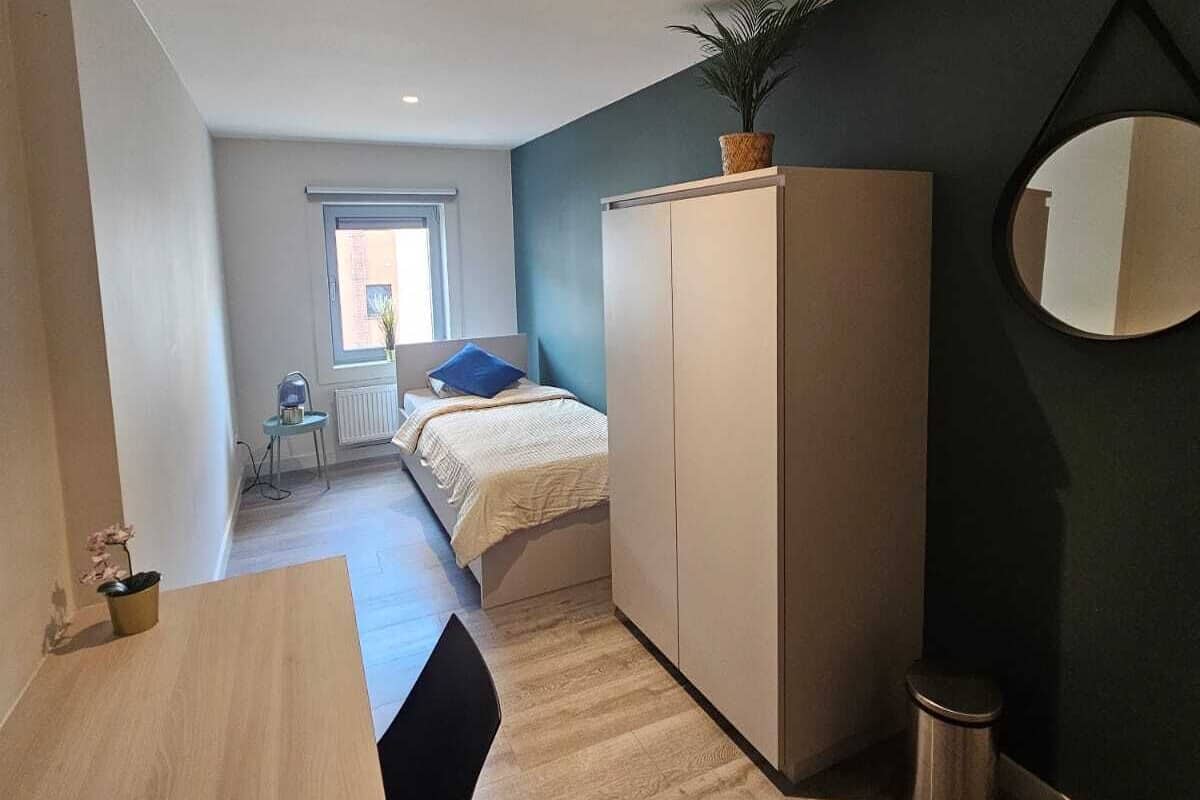 Quarto Individual Económico | Secretária, secretária adequada para computadores portáteis 
