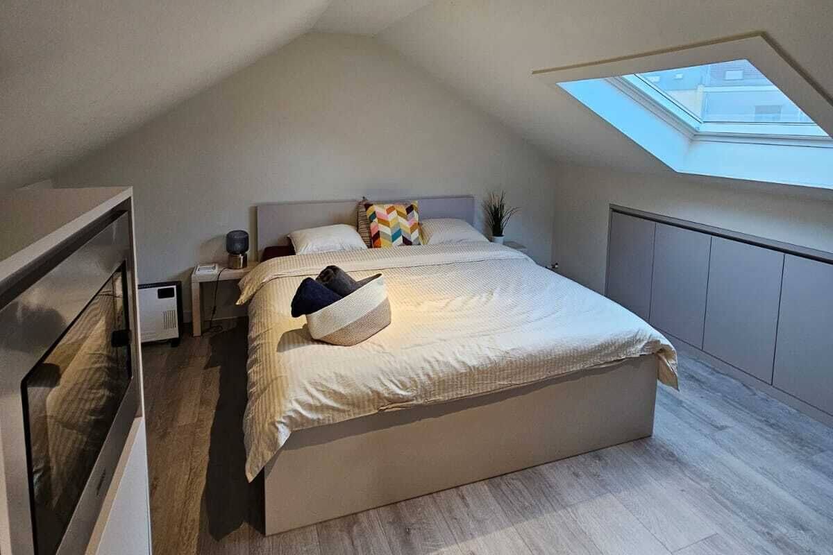 Quarto Duplo Deluxe | Secretária, secretária adequada para computadores portáteis 