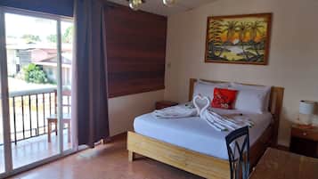 Quarto superior, vista para o jardim | Wi-Fi de cortesia