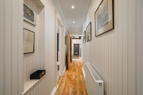 Elegant 3-bedroom Flat In West End - Edimburgo