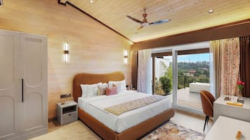Villa de Luxo, vista para a colina | Ferro/tábua de engomar, Wi-fi grátis