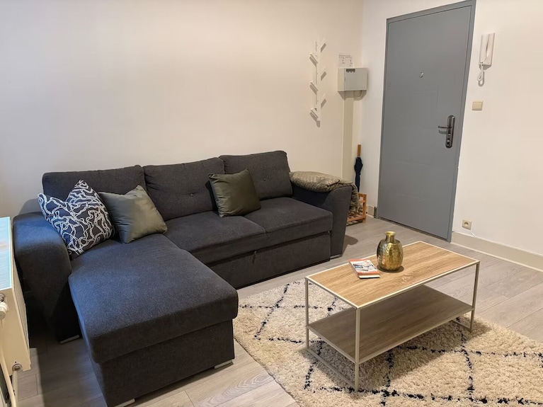 Loft Design Avec Mezzanine Au Cœur De Bruxelles Parc Royal - Overijse