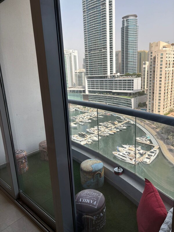 Lyo Hostel Marina Whraf 1 - Dubai Marina