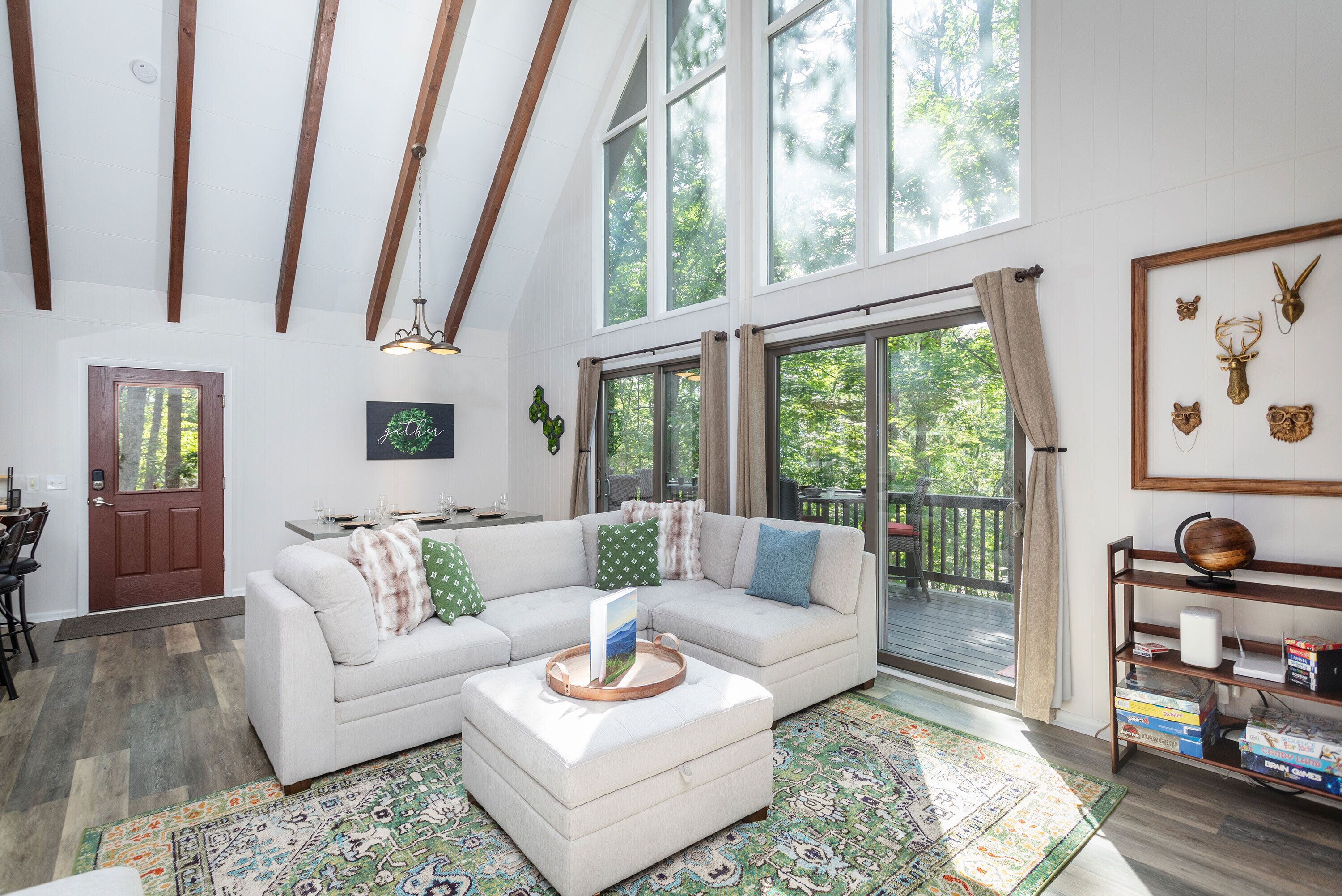 Ski Slope Views, Fireplace, Game Room & Loft Retreat - Massanutten, VA