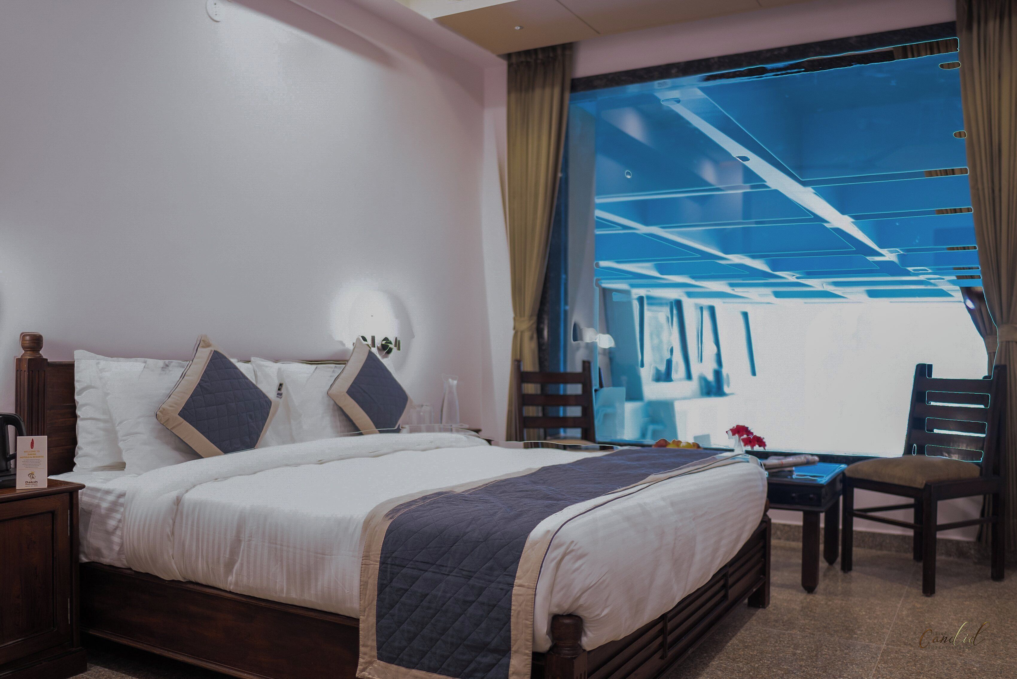 Quarto Duplo Deluxe, varanda, Vista para a cidade | Wi-fi grátis, roupa de cama fornecida 