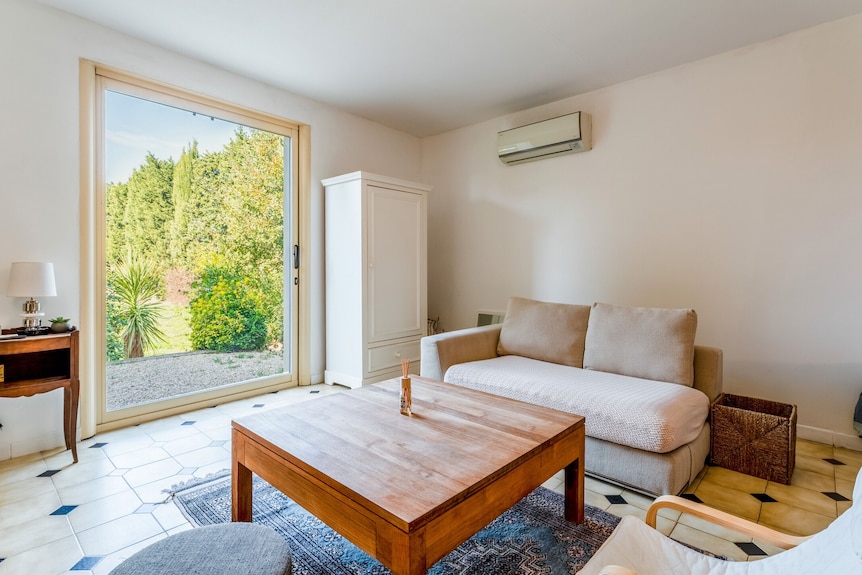 Maison De Vacances 'Toit-terrasse En Provence' Avec Terrasse Privée, Wi-fi Et Climatisation - ibis Avignon Sud