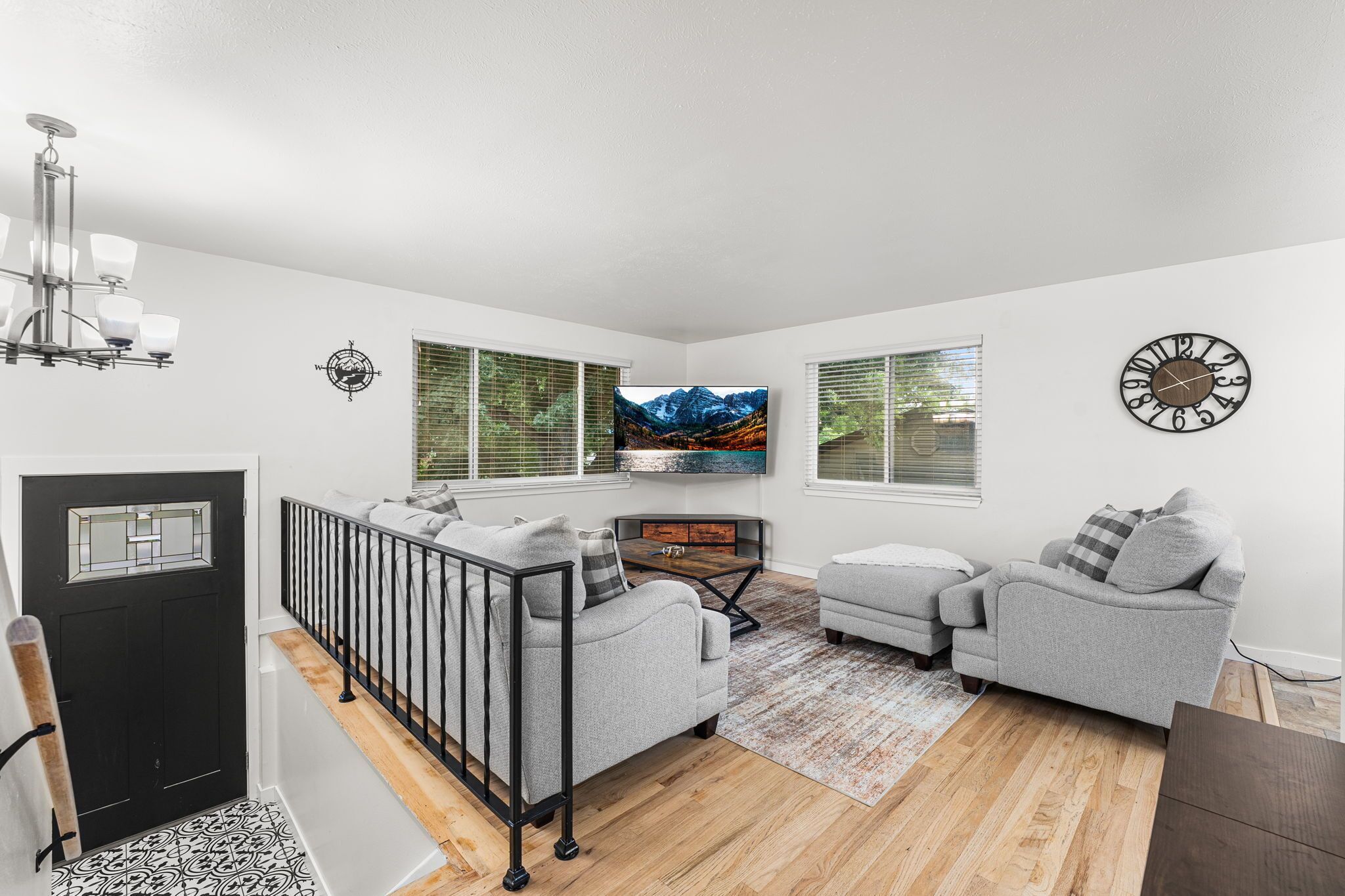 Group Friendly Castle Rock Retreat | Sleeps 12 | Games, Bbq & Patio - Castle Rock, CO