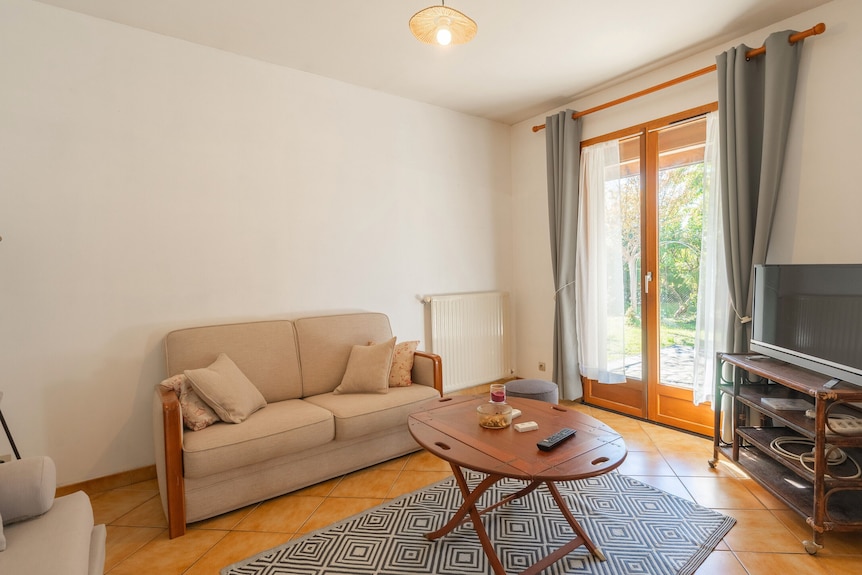 Casa De Vacaciones 'Maison De Famille' Con Terraza Privada Y Jardín Privado - Saintes