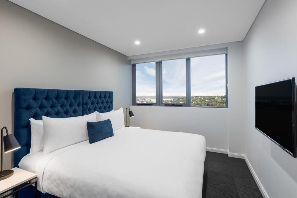 3-Bedroom Suite Near to Bondi Beach Sydney - Sydney | Stayz