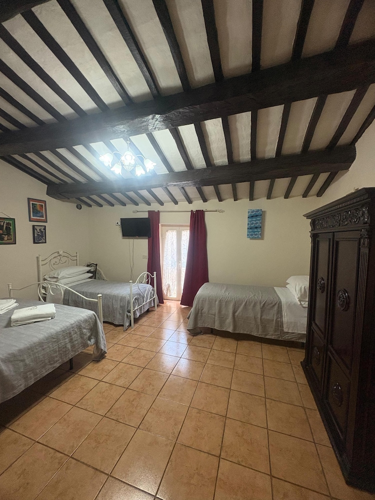Apartment in the historic center of Ponticelli, a characteristic ...