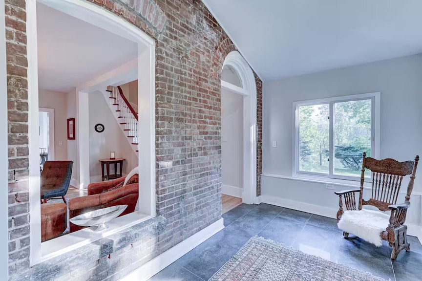 Catskill Nest, Spacious 3-bedroom Country Chateau - Catskill, NY