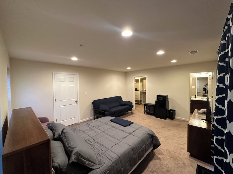 Restful Non-shared Basement Suite In Harford Md - Maryland