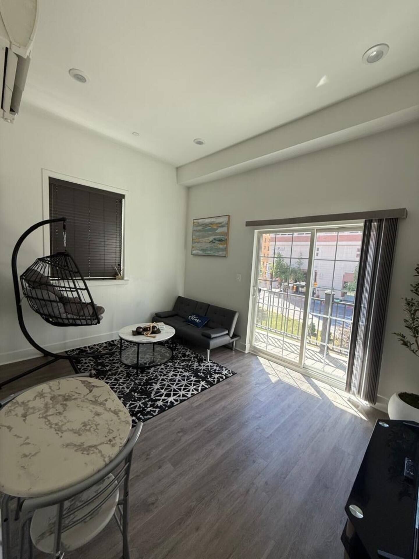 Charming 1-bedroom Apartment In Terrific Baltimore With Ac - Baltimore, MD