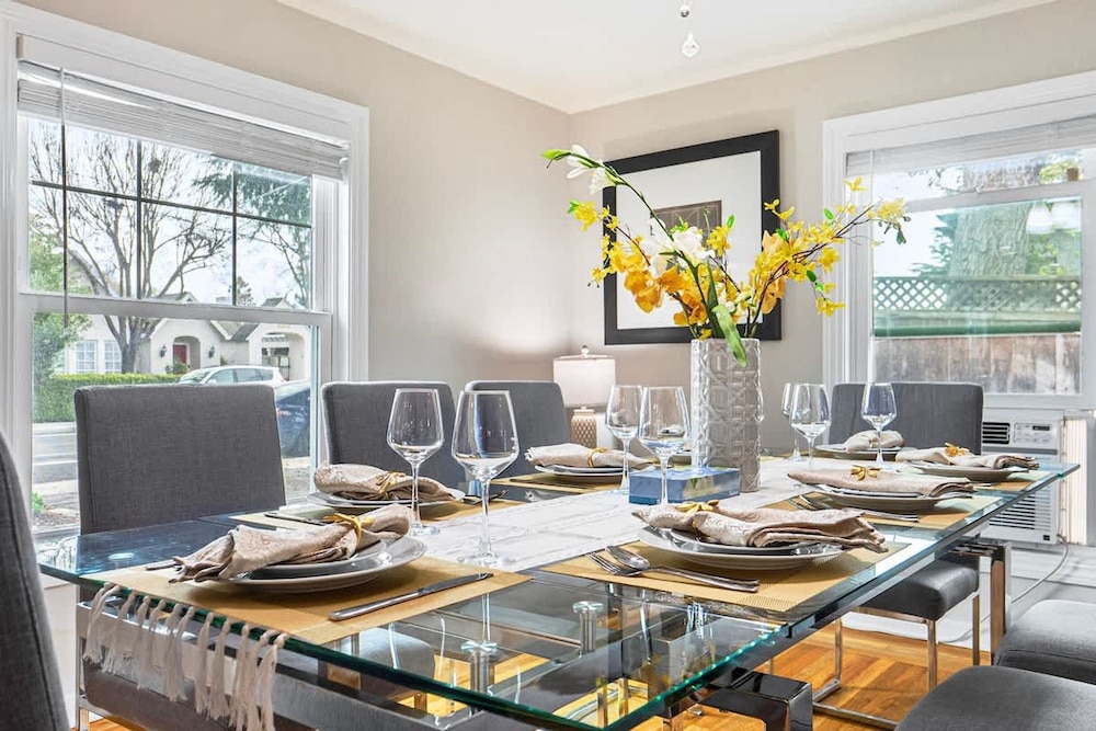 Santa Clara 5br Home I Spacious Backyard I Westfield - Santa Clara, CA